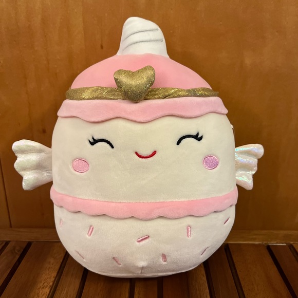 Squishmallows | Toys | Nwt 8 Select Series Sugar The Angel Food Cake ...